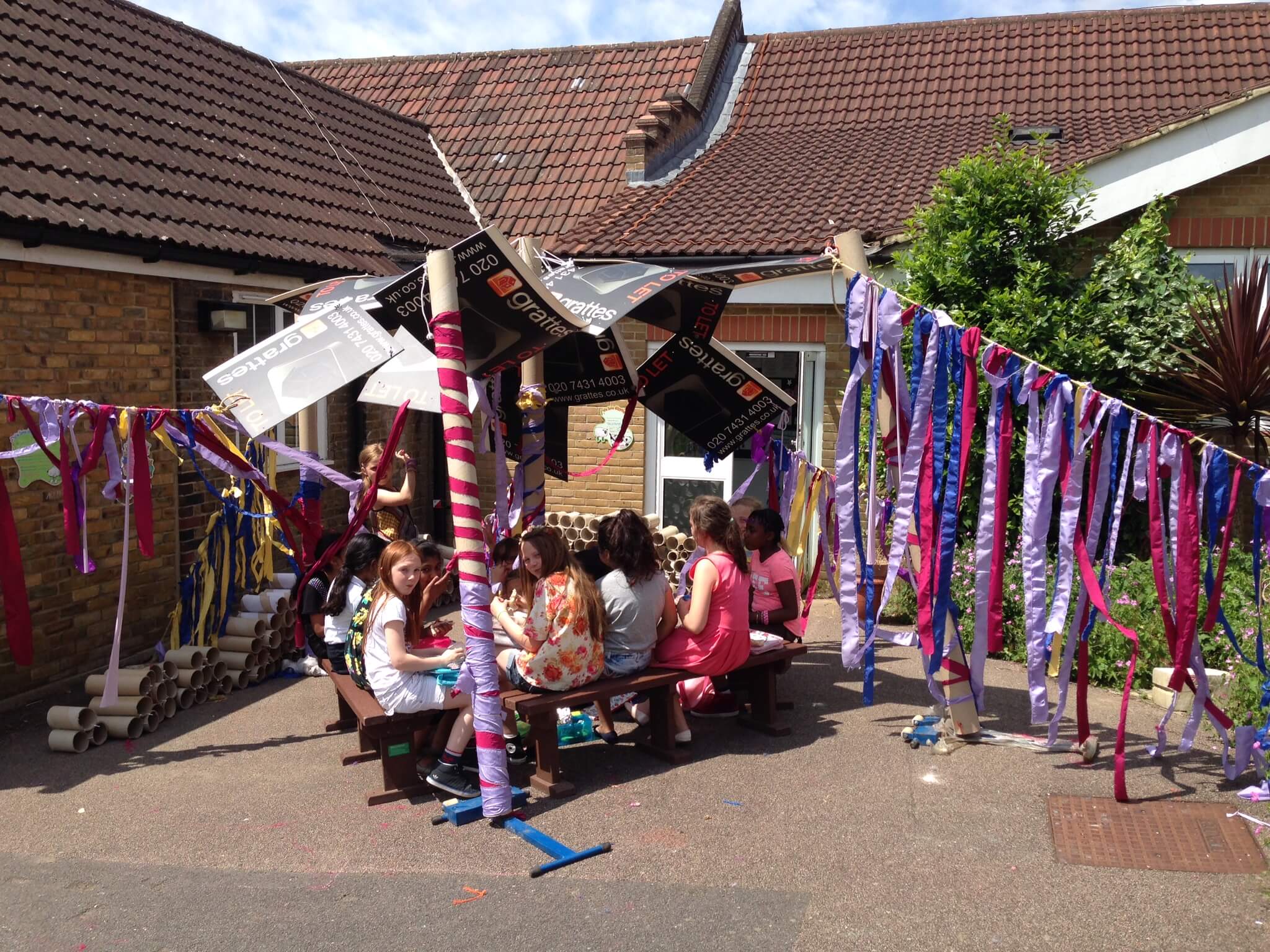 Primary School Makes Life-Size Pavilion - Build Your Own Pavilion
